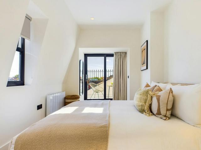 Apartment 1 Bedroom For Rent London London 7808 ELS84177614