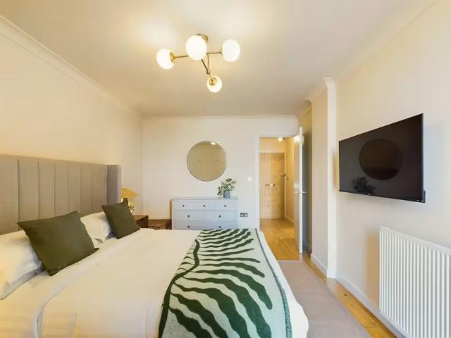 Apartment 1 Bedroom For Rent London London 9943 ELS98268546
