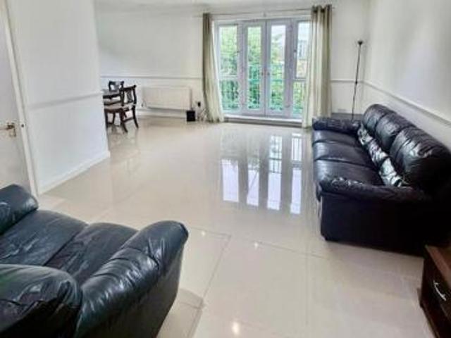 Apartment 1 Bedroom For Rent Londres London 1798 ES100844649