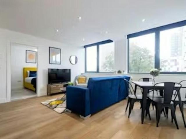 Apartment 1 Bedroom For Rent Stretford Stretford 3739 ELS101587556