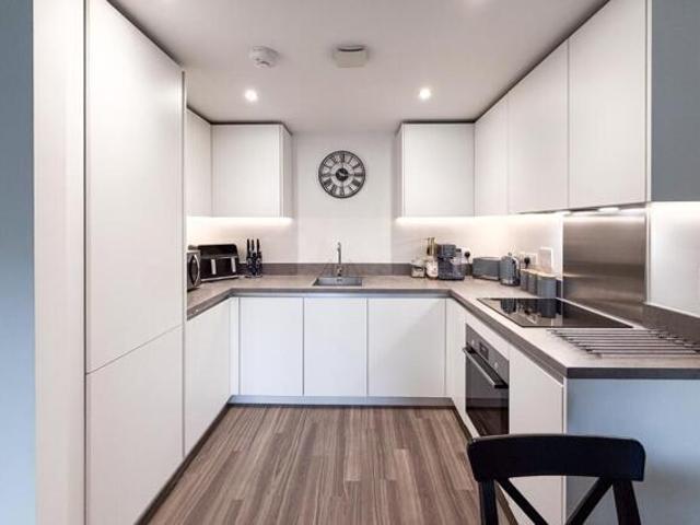 Apartment 1 Bedroom For Sale Maidenhead Windsor And Maidenhead 240000 ES101996237