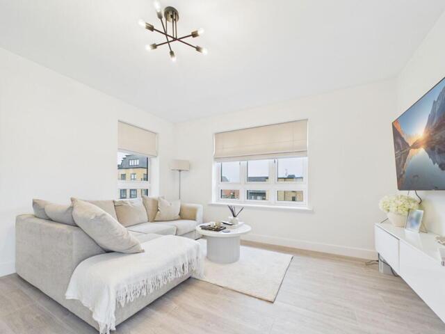 Apartment 1 Bedroom For Sale Maidenhead Windsor And Maidenhead 275000 ES101100243