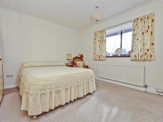 Apartment 1 Bedroom For Sale Northwood Greater London 280000 ELS99688628