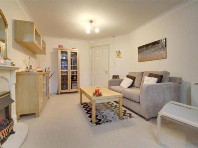Apartment 1 Bedroom For Sale Aldershot Hampshire 50000 ES100426134