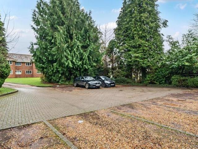 Apartment 1 Bedroom For Sale Alton Hampshire 175000 ES100023946