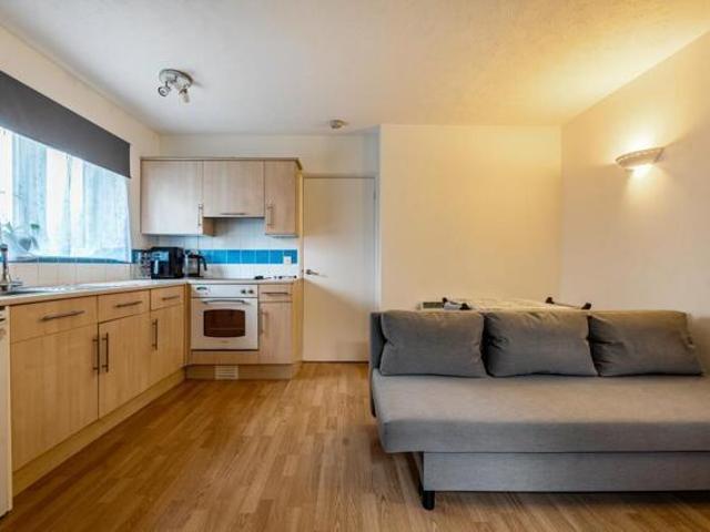 Apartment 1 Bedroom For Sale Buckinghamshire Buckinghamshire 250000 ES101996186