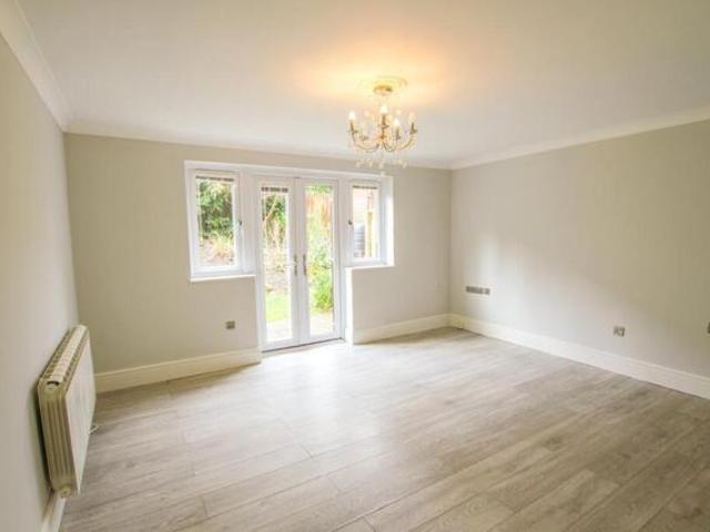 Apartment 1 Bedroom For Sale Battle East Sussex 130000 ES98118878