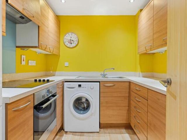 Apartment 1 Bedroom For Sale Bognor Regis West Sussex 140000 ES101200079