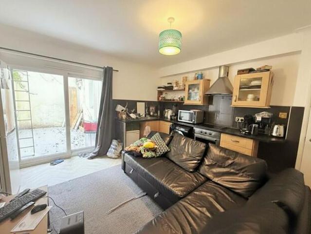 Apartment 1 Bedroom For Sale Brighton Brighton And Hove 280000 ES101199728