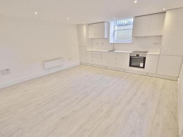 Apartment 1 Bedroom For Sale Cheadle Stockport 180000 ES101677429