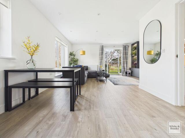 Apartment 1 Bedroom For Sale Chichester West Sussex 240000 ELS100786975