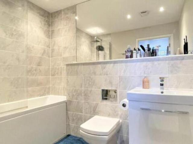 Apartment 1 Bedroom For Sale Epping Forest Greater London 195000 ES98903686