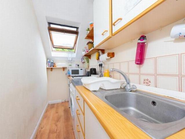 Apartment 1 Bedroom For Sale Farnborough Hampshire 190000 ES100685346