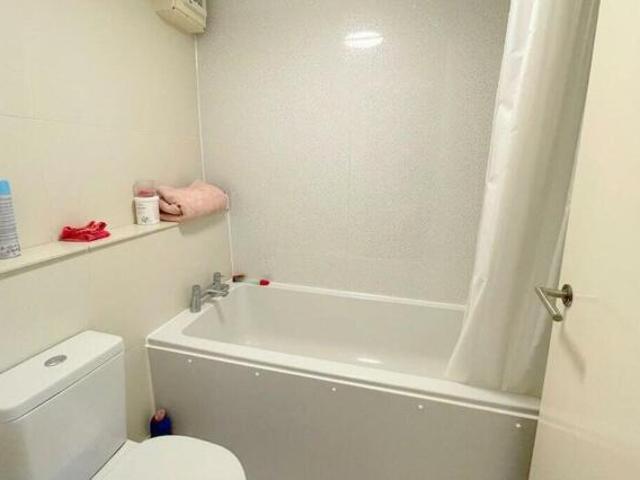 Apartment 1 Bedroom For Sale Feltham Surrey 110000 ELS99344695
