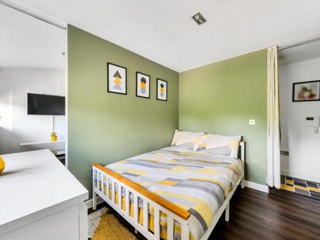 Apartment 1 Bedroom For Sale Hampshire Hampshire 140000 ELS101678325