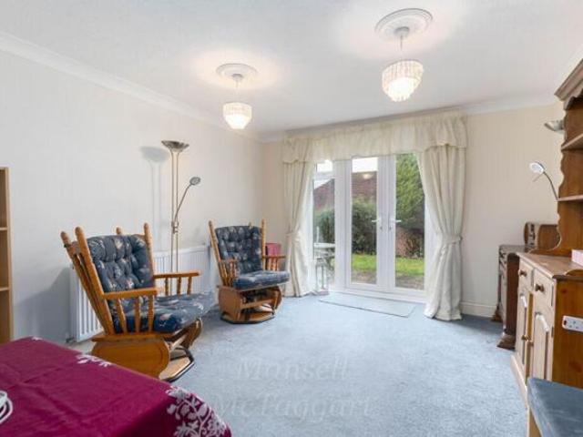 Apartment 1 Bedroom For Sale Hartfield East Sussex 140000 ES98649175