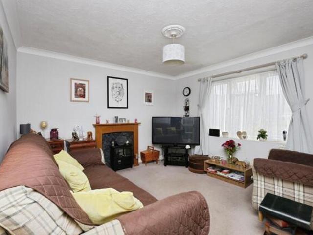 Apartment 1 Bedroom For Sale Heathfield East Sussex 80000 ES101677847