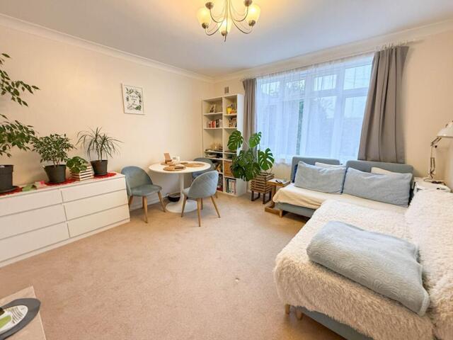Apartment 1 Bedroom For Sale Hillingdon Hertfordshire 237950 ES100158626
