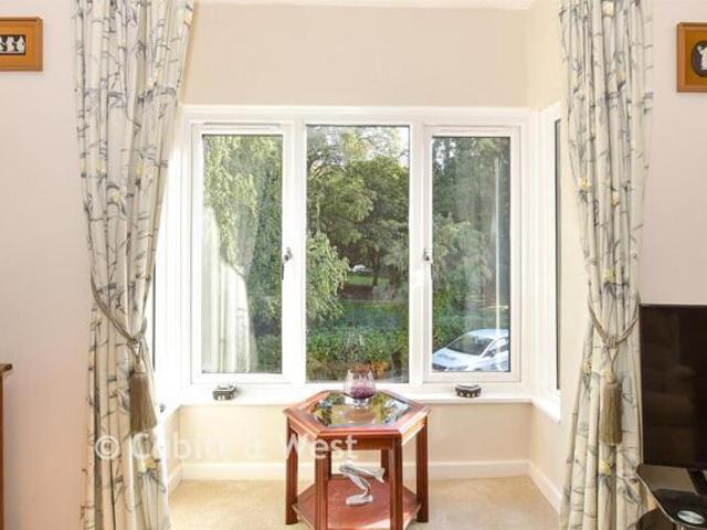 Apartment 1 Bedroom For Sale Horsham West Sussex 140000 ES98233212