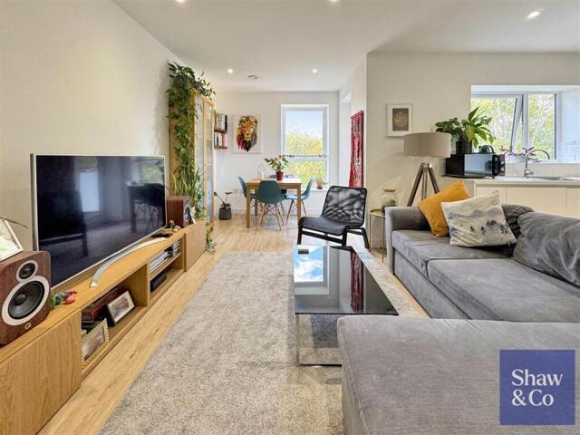 Apartment 1 Bedroom For Sale Hounslow Great London 290000 ELS99092358