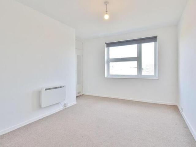 Apartment 1 Bedroom For Sale Isleworth Greater London 190000 ES99840260