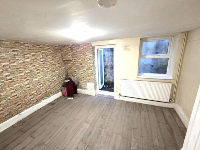Apartment 1 Bedroom For Sale Kent Kent 45000 ELS98930188