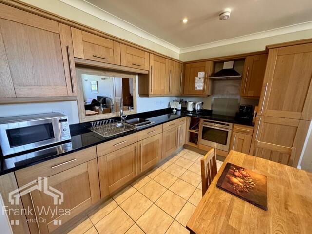 Apartment 1 Bedroom For Sale Lancs Lancashire 177000 ES99735940