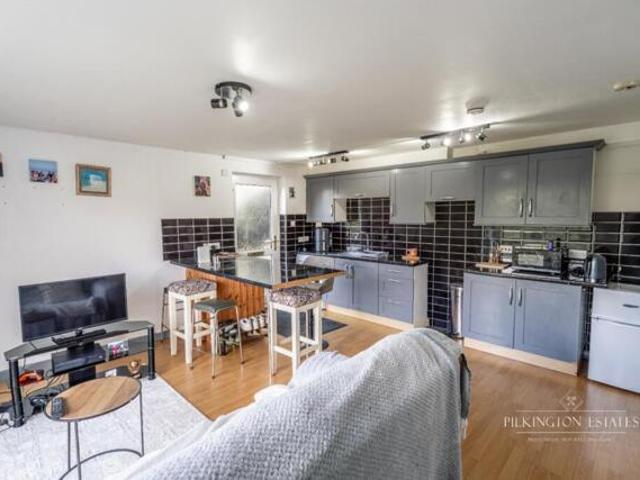 Apartment 1 Bedroom For Sale Looe Cornwall 100000 ES101931400