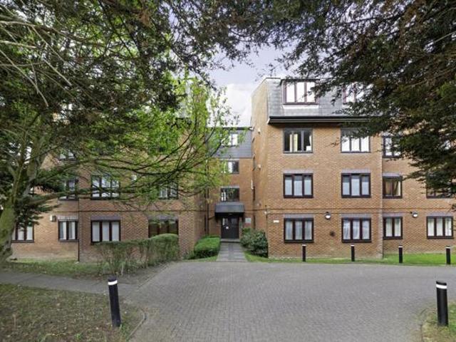 Apartment 1 Bedroom For Sale London Greater London 240000 ES98154024