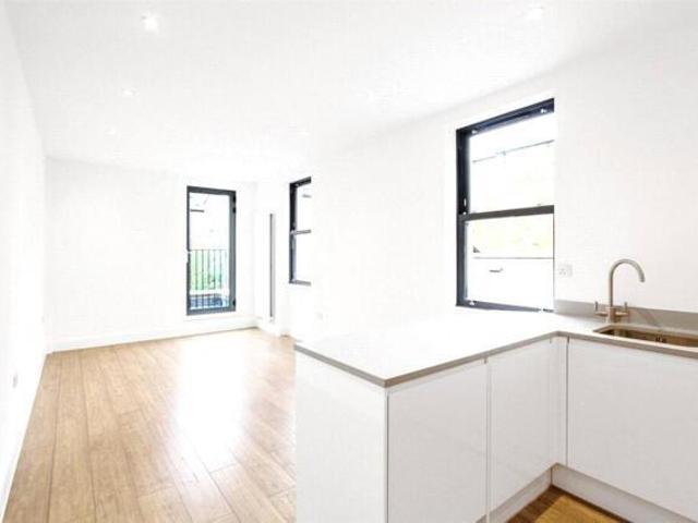Apartment 1 Bedroom For Sale London Greater London 260000 ES101316305