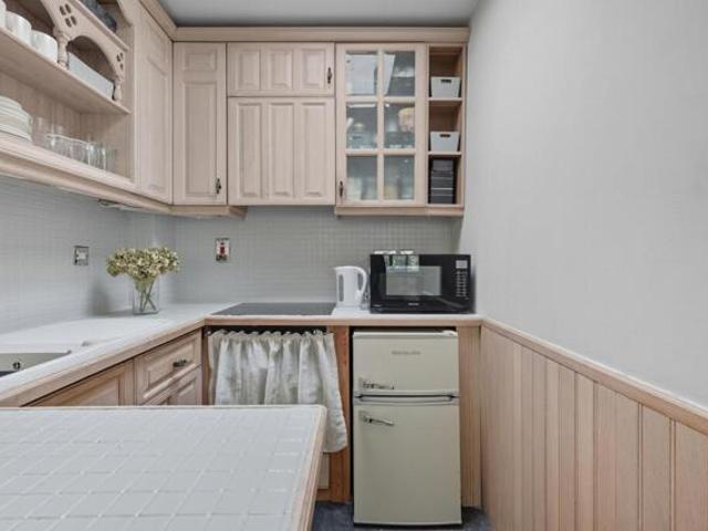 Apartment 1 Bedroom For Sale London Greater London 300000 ES100058166