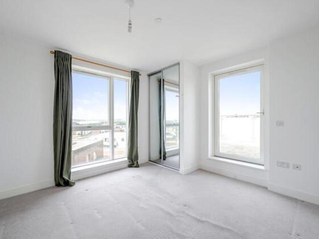 Apartment 1 Bedroom For Sale London Greater London 350000 ES99572035