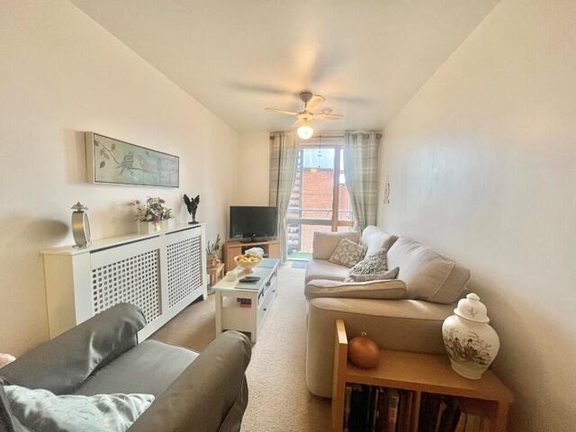 Apartment 1 Bedroom For Sale Romford Greater London 75000 ES99808812
