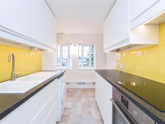 Apartment 1 Bedroom For Sale Surbiton Greater London 350000 ES100648865