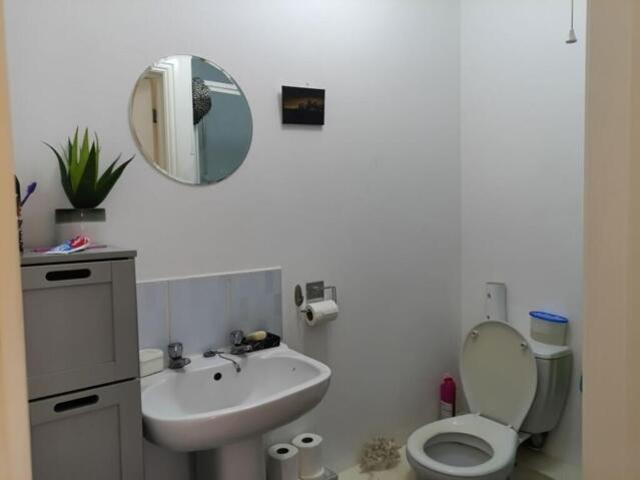 Apartment 1 Bedroom For Sale Swansea Swansea 59000 ELS100615187