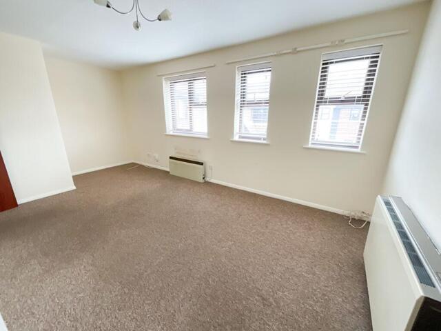 Apartment 1 Bedroom For Sale Southend On Sea Essex 190000 ELS99161467