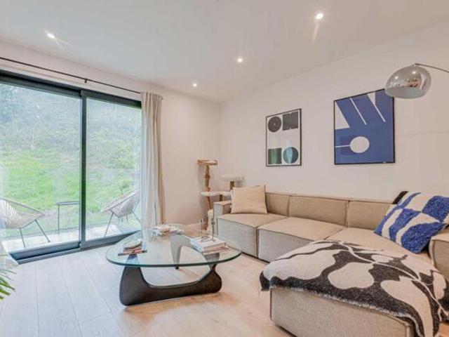 Apartment 1 Bedroom For Sale Southend Southend on Sea 250000 ES100917739