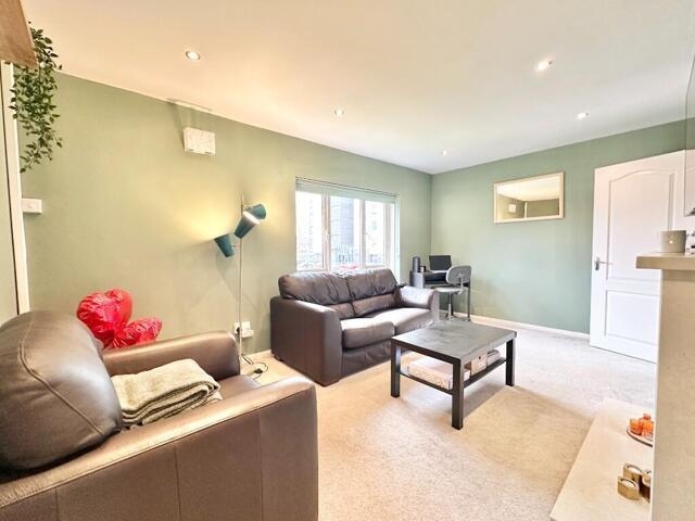 Apartment 1 Bedroom For Sale Trafford 140000 ELS100541042