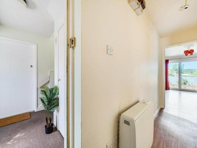 Apartment 1 Bedroom For Sale Warminster Wiltshire 130000 ES101678473