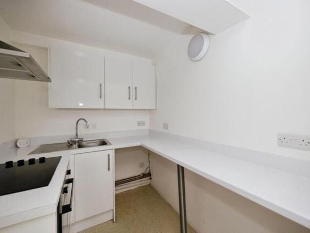 Apartment 1 Bedroom For Sale Waterlooville Hampshire 115000 ELS98765984