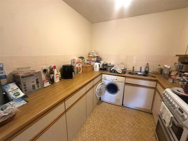 Apartment 1 Bedroom For Sale Watford Hertfordshire 195000 ES99986583