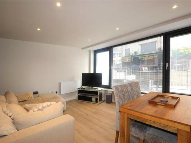 Apartment 1 Bedroom For Sale Woking Surrey 230000 ELS100917543