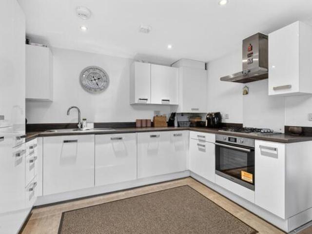 Apartment 1 Bedroom For Sale Wokingham Wokingham 156000 ES101677163