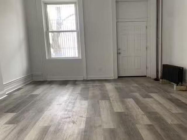 Apartment 1 bedrooms in Tremont