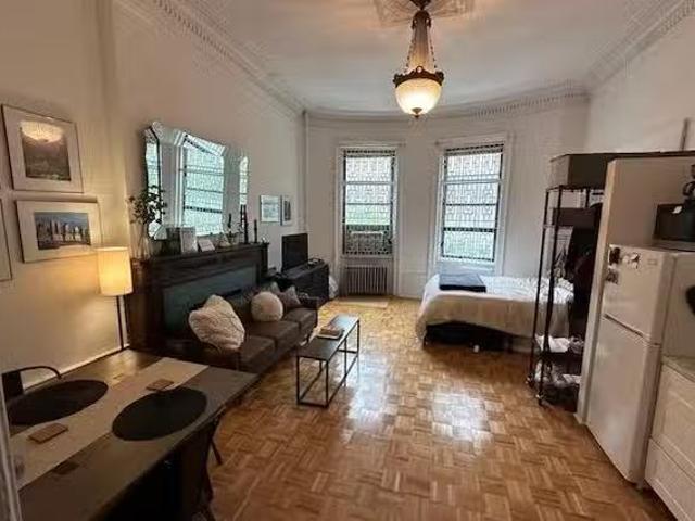 Apartment 1 bedrooms in Upper West Side