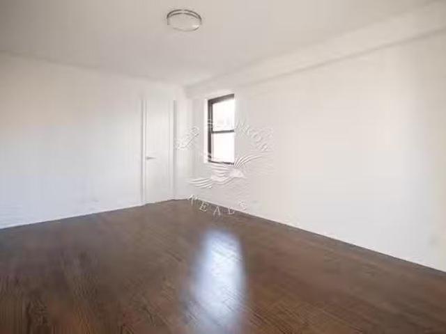 Apartment 1 bedrooms in Upper East Side