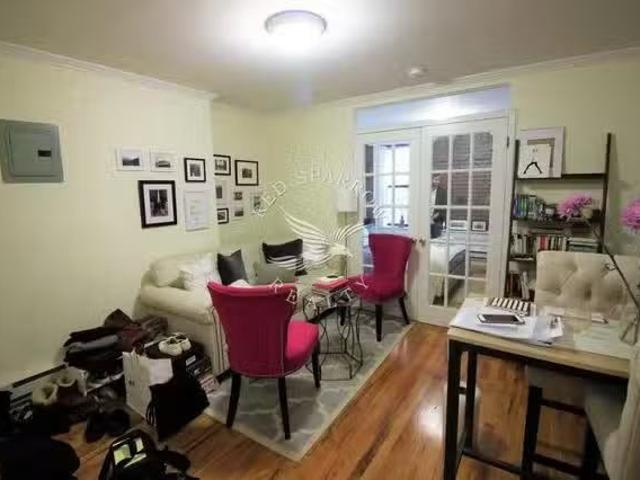 Apartment 1 bedrooms in Village East