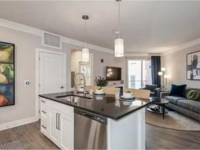 Apartment 1 bedrooms in Warrenville