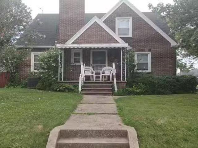 Apartment 1 bedrooms in Akron