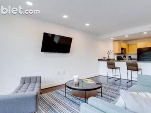 Apartment 1 bedrooms in Capitol Hill